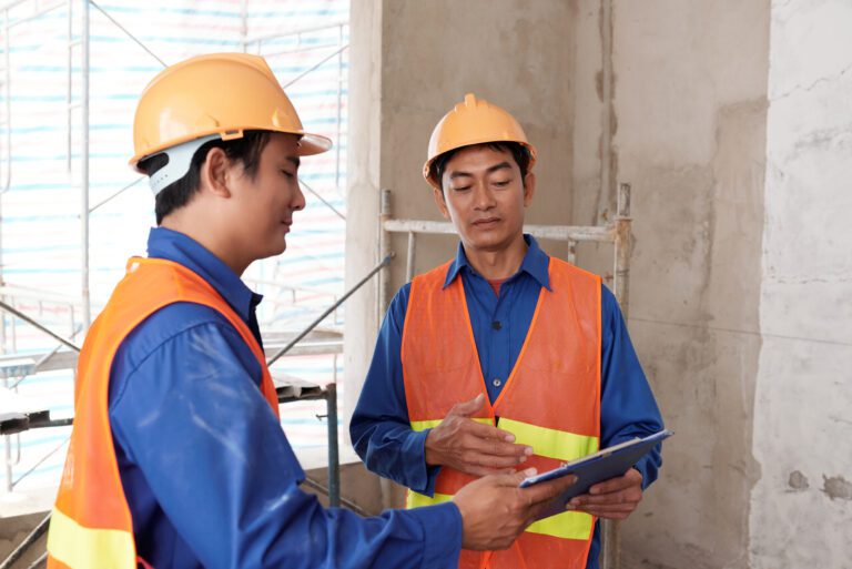 HSE - Pengertian & Fungsinya Di Perusahaan